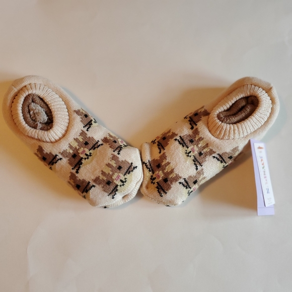 Joyspun | Shoes | Womens Cat Sock Slippers With Gripper Soles New ...